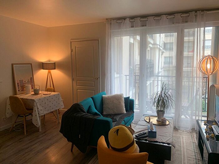 Appartement 1 pièce à louer à Colombiers, Issy-les-Moulineaux
