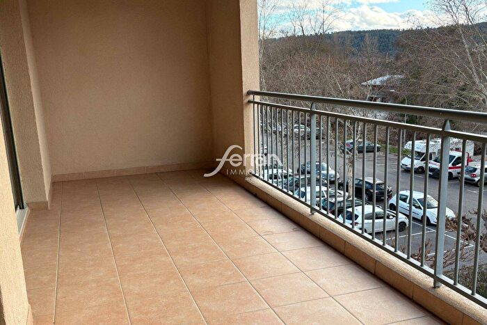 Appartement 3 pièces à louer à Salernes