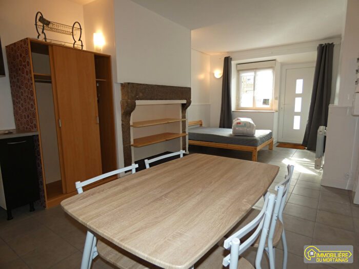 Appartement 1 pièce à Saint-Hilaire-du-Harcouët, à louer