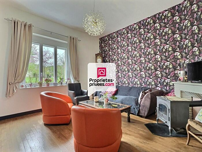 Maison à vendre - Saint-Pierre-de-Côle - 6 pièces - 4 chambres