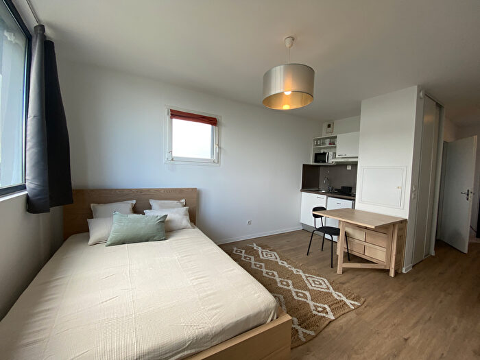 Talence, Thouars, Bijou, Raba : Appartement 1 pièce à louer