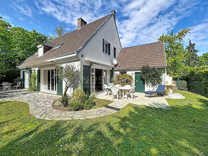 Maison à vendre - Gouvieux - 7 pièces - 5 chambres