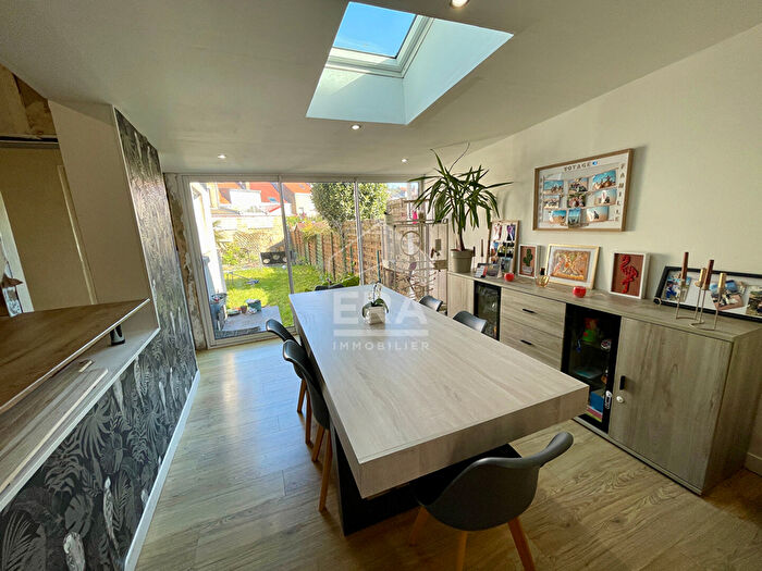 Maison à vendre - Coudekerque-Branche, Centre Nord - 6 pièces - 3 chambres