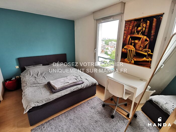 Appartement à louer - Villeurbanne, Einstein, Salengro - 4 pièces - 3 chambres