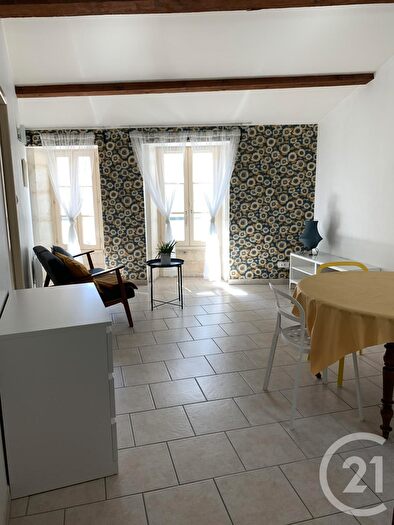 Appartement à louer - Cognac, Centre-ville, Gare - 2 pièces - 1 chambre