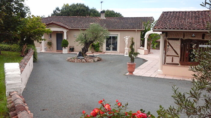 Maison à vendre - Birac-sur-Trec - 5 pièces - 3 chambres