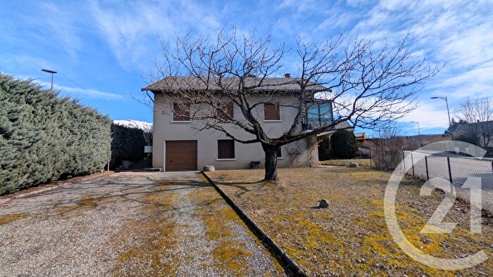 Maison à vendre - Saint-Bonnet-en-Champsaur - 6 pièces - 4 chambres