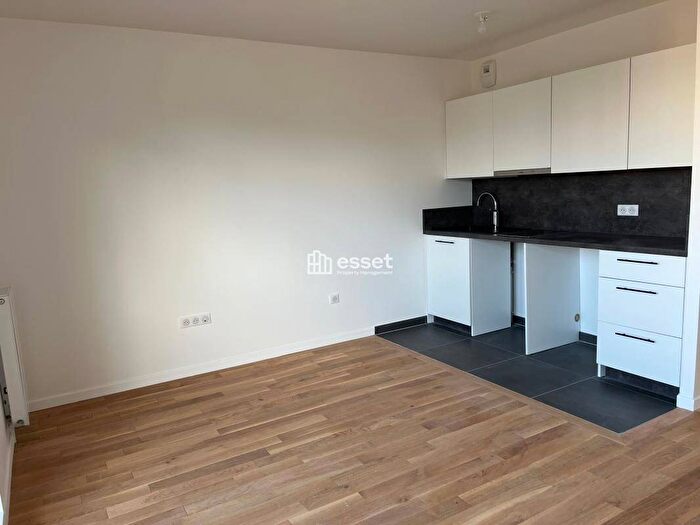 Appartement 1 pièce à louer - Faubourg de lArche, Courbevoie