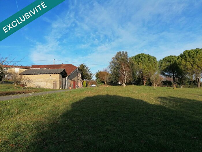 Maison à vendre - Chevanceaux - 6 pièces - 4 chambres