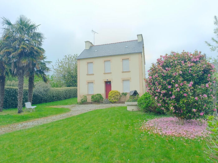 Maison 5 pièces à vendre à Trégourez