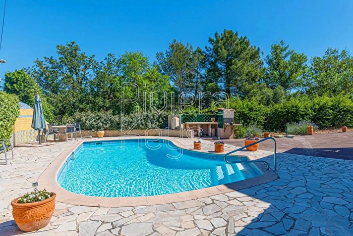 Maison à vendre - Taradeau - 5 pièces - 4 chambres