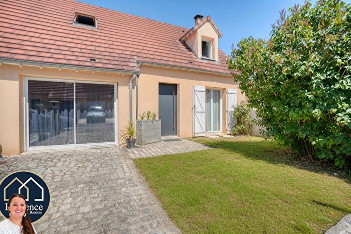 Maison 4 pièces à vendre - Nogent-le-Roi