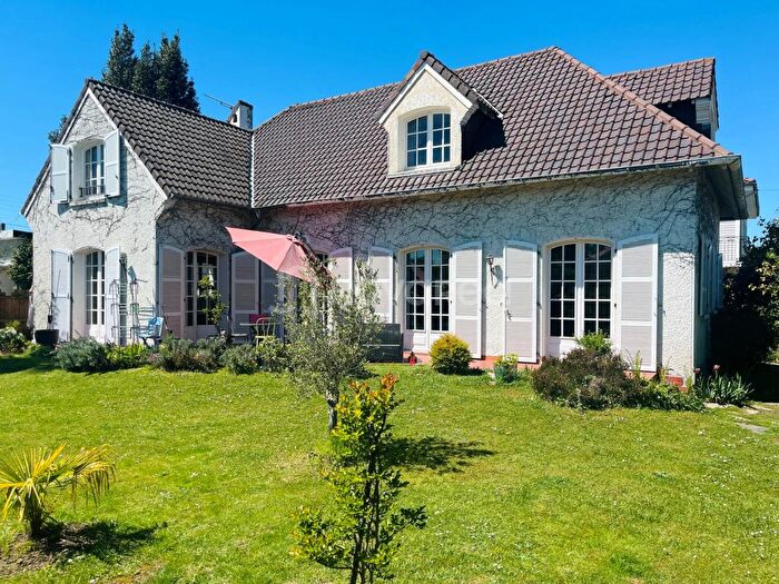 Pau, Pau Sud : Maison 8 pièces à vendre