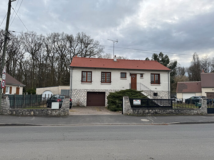 Maison à vendre - Saran, Centre-ville, Bois Joly, La Chiperie - 5 pièces - 3 chambres