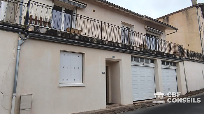 Maison à vendre - Thiers - 4 pièces - 3 chambres