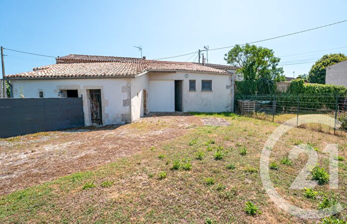 Maison à vendre - Pisany - 4 pièces - 2 chambres