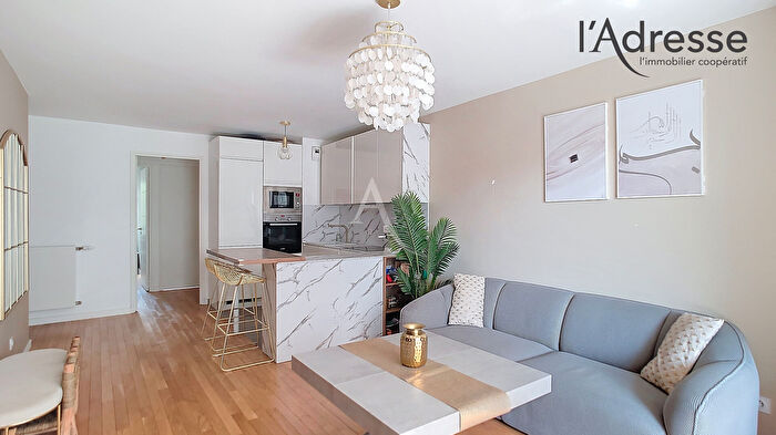 Appartement à vendre - Suresnes, Carnot, Gambetta - 4 pièces - 3 chambres