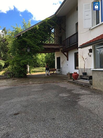 Maison à louer - Saint Paul dIzeaux - 5 pièces - 4 chambres