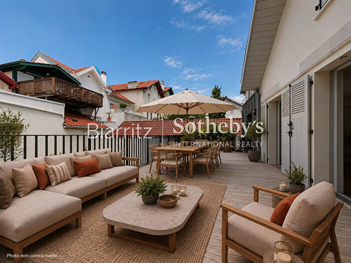 Biarritz, Saint-Charles, Phare, Larochefoucauld : Appartement 4 pièces à vendre