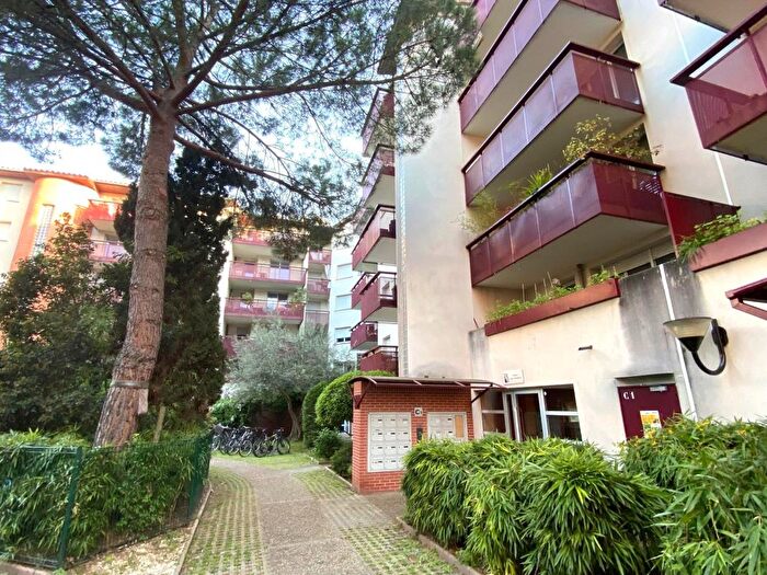 Maisons à vendre et appartements à louer - 1