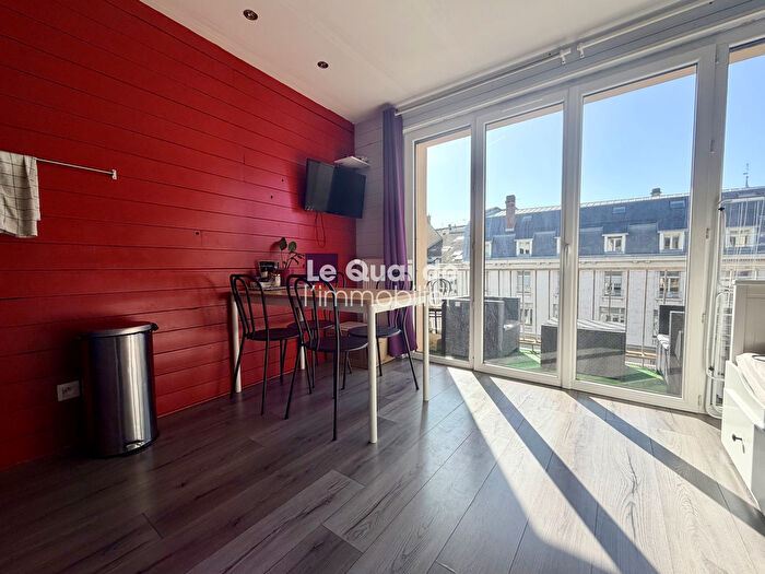 Appartement à vendre - Chambéry, Centre-ville - 3 pièces - 2 chambres