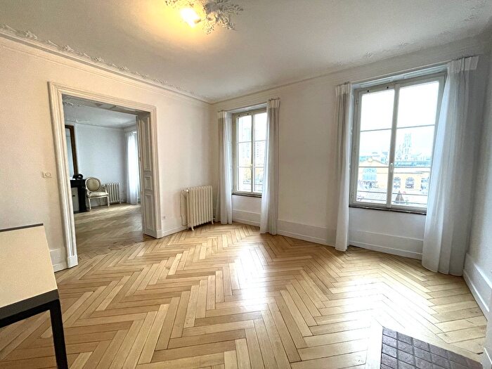 Appartement à louer - Nancy, Centre-ville, Charles III - 5 pièces - 3 chambres