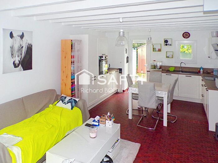 Maison à vendre - Guérande, Centre-ville, Faubourgs - 2 pièces - 1 chambre