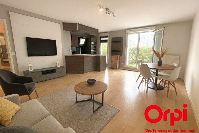 Appartement à vendre - Montigny-le-Bretonneux, Le Village - 3 pièces - 2 chambres