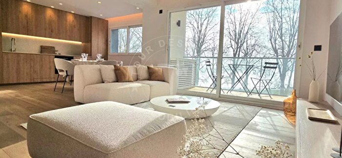 Appartement à vendre - Annecy, Parmelan, Albigny - 3 pièces - 2 chambres