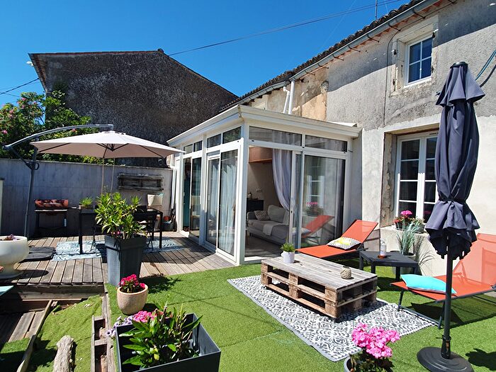 Maison 5 pièces à vendre à Cozes