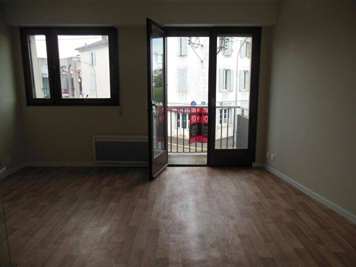 Appartement à louer - Centre Ville, Dax - 2 pièces - 1 chambre