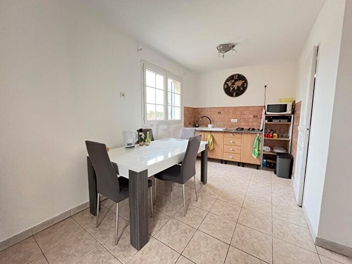 Appartement à louer - Rocbaron - 2 pièces - 1 chambre