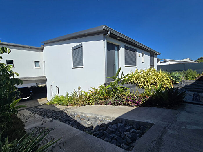 Maison à vendre - Saint-Pierre, Grand Bois - 4 pièces - 3 chambres