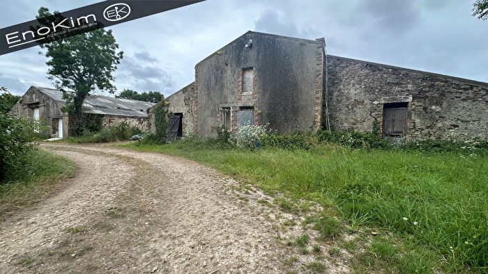 Maison 6 pièces à vendre à Grosbreuil