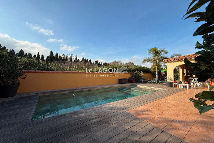 Maison à vendre - Alénya - 9 pièces - 5 chambres