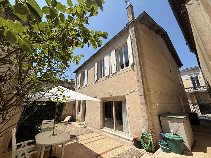 Maison à vendre - Sainte-Foy-la-Grande - 6 pièces - 4 chambres