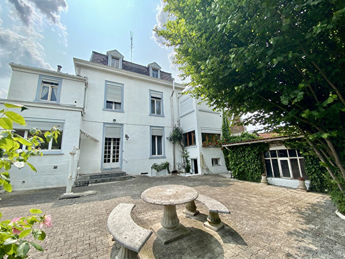 Maison à vendre - Maubeuge, Faubourg Saint-Lazare - 10 pièces - 6 chambres