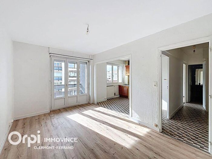 Appartement à louer - LOradou, Clermont-Ferrand - 1 pièce