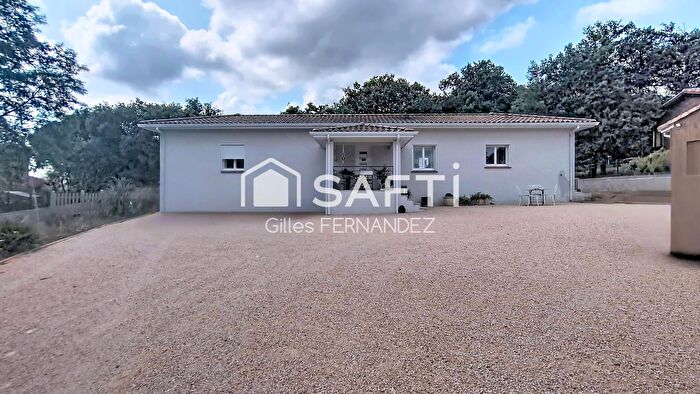 Maison 5 pièces à vendre à Grazac