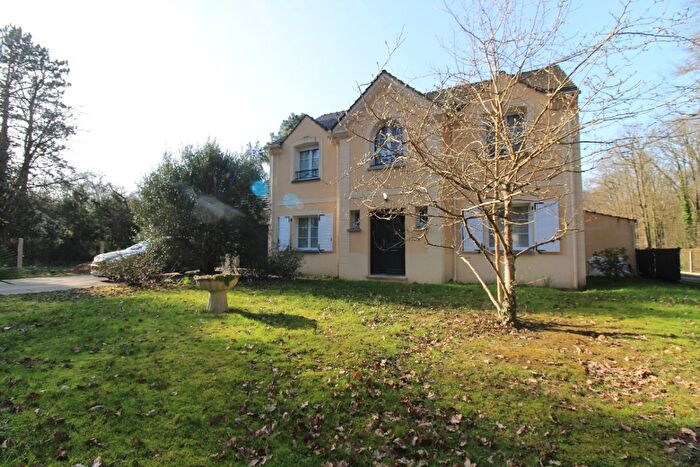 Maison à vendre - Livry-sur-Seine - 7 pièces - 5 chambres