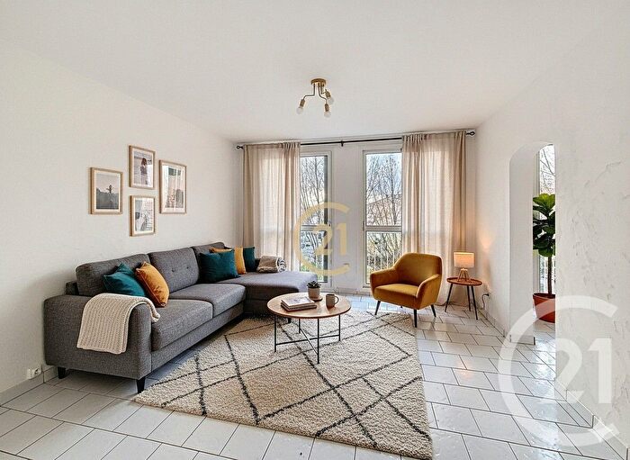 Appartement à vendre - Salon-de-Provence, Canourgues - 4 pièces - 3 chambres