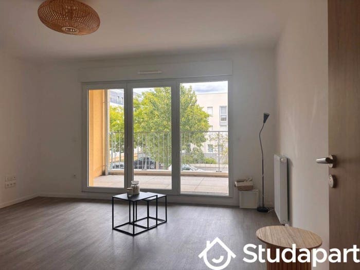 La Brosse-Sorges, Les Ponts-de-Cé : Appartement 1 pièce à louer