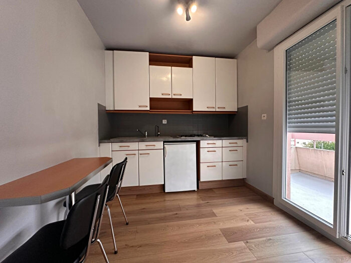Saint-Brieuc, Ville Hellio, Tour d'Auvergne, Ville Jouha : Appartement 1 pièce à louer