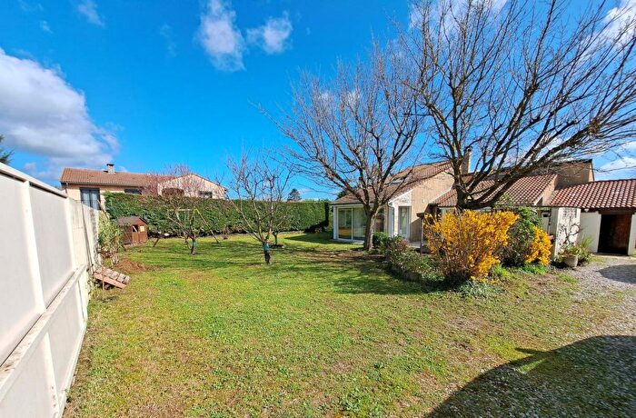 Maison à louer - Saint-Barthélemy-de-Vals - 5 pièces - 4 chambres