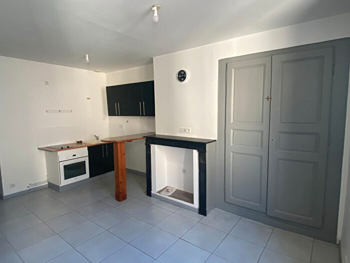 Appartement à louer - Auxerre, Centre-ville - 2 pièces - 1 chambre