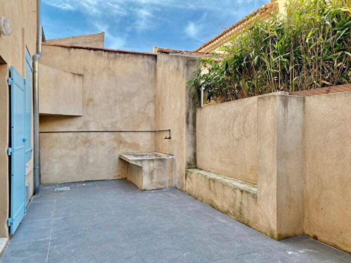 Maison 4 pièces à Centre Ancien, Pertuis, à louer