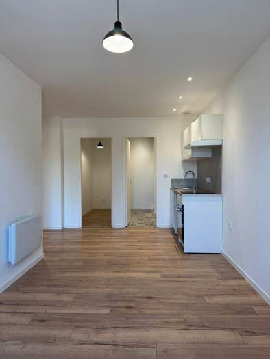 Faubourg Est-Peraudel, Castres - Appartement 2 pièces à louer