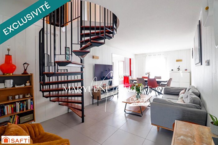 Maison à vendre - Achères, Les Plantes dHennemont - 5 pièces - 4 chambres