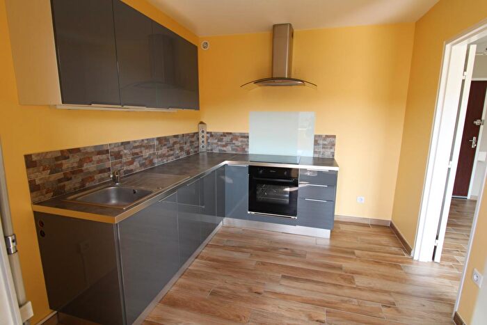 Appartement à louer - Le Puy-en-Velay, Saint-Jean, République - 2 pièces - 1 chambre