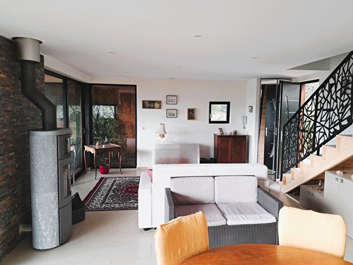 Maison à vendre - Tavernes - 5 pièces - 3 chambres